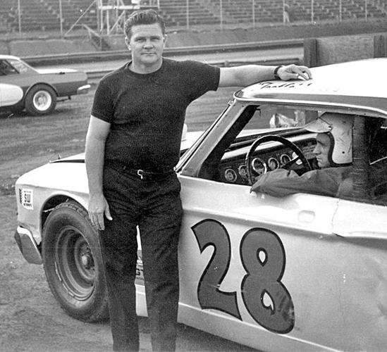 Red Baxter captured the racing days in thousands of photographs ...