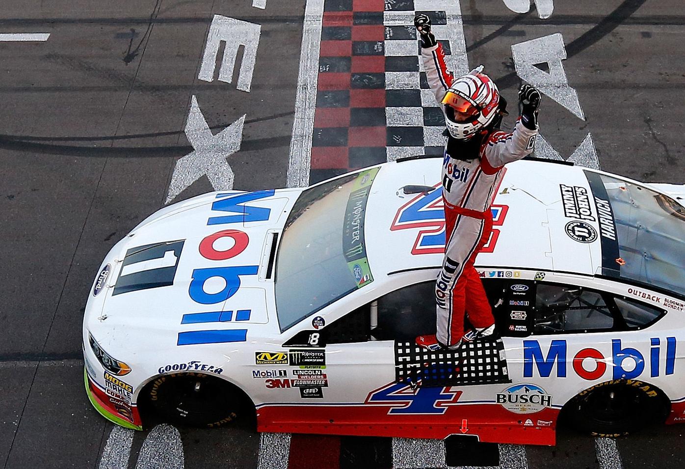 Kevin Harvick wins at Texas, advances to Championship 4 | Sports ...
