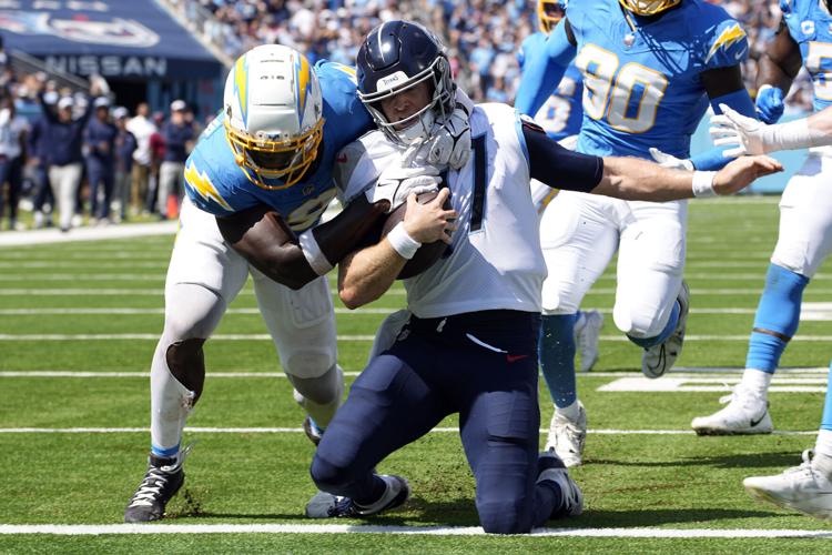 Folk's OT field goal in rain helps Titans snap 8-game skid with 27-24 ...