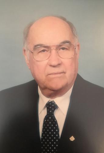 Funeral services set for Robert (Bob) Self | News | newportplaintalk.com