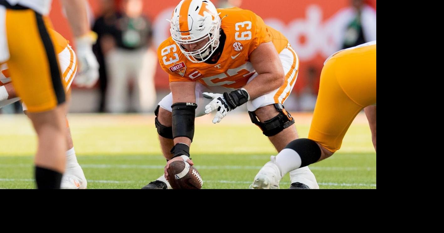 Vols' Mays, Pearce Jr. named Camp preseason first-team All-Americans ...