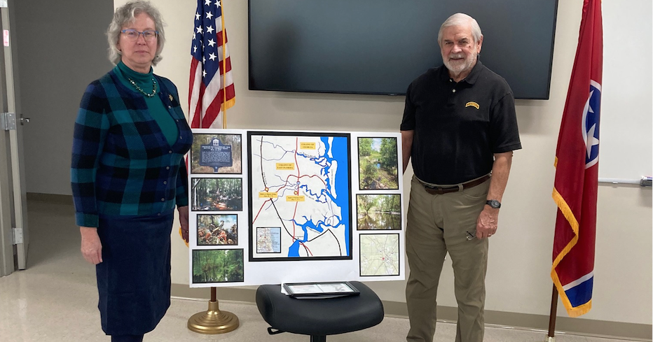 Tom Black gives presentation at DAR chapter | Community ...