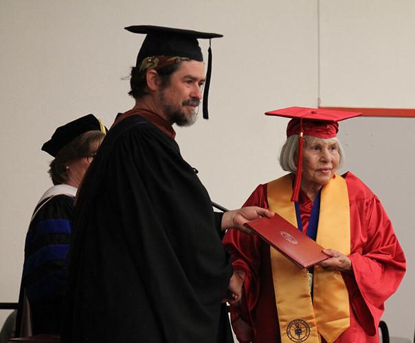 83 year-old UNM-Valencia graduate shares her story | Education | news ...