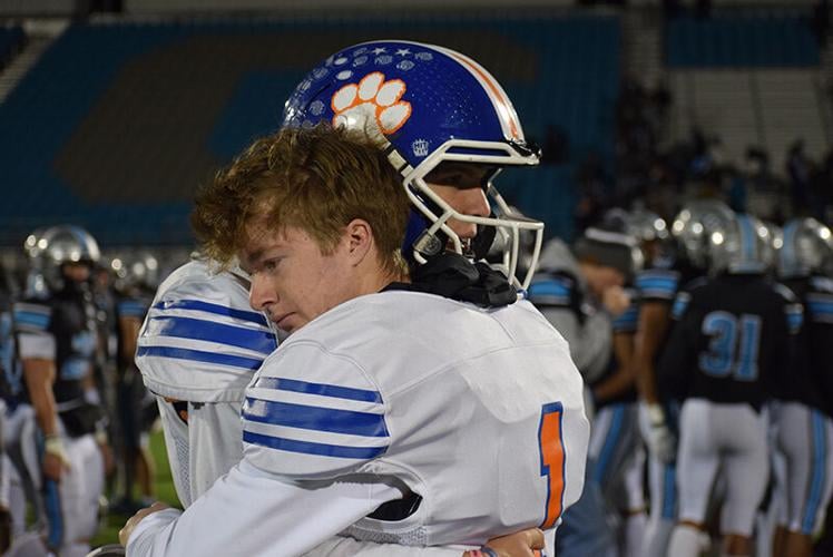 Los Lunas football season ends in 6A quarterfinals | Sports | news ...