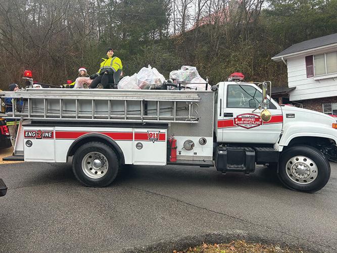 Millard VFD Santa truck a success | News | news-expressky.com