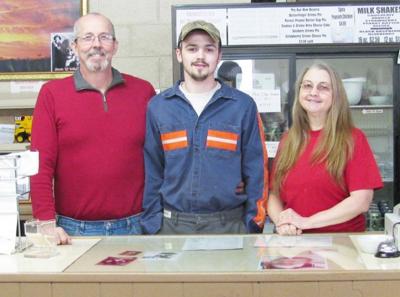 Estep is a man of many talents | Everyday Living | news-expressky.com