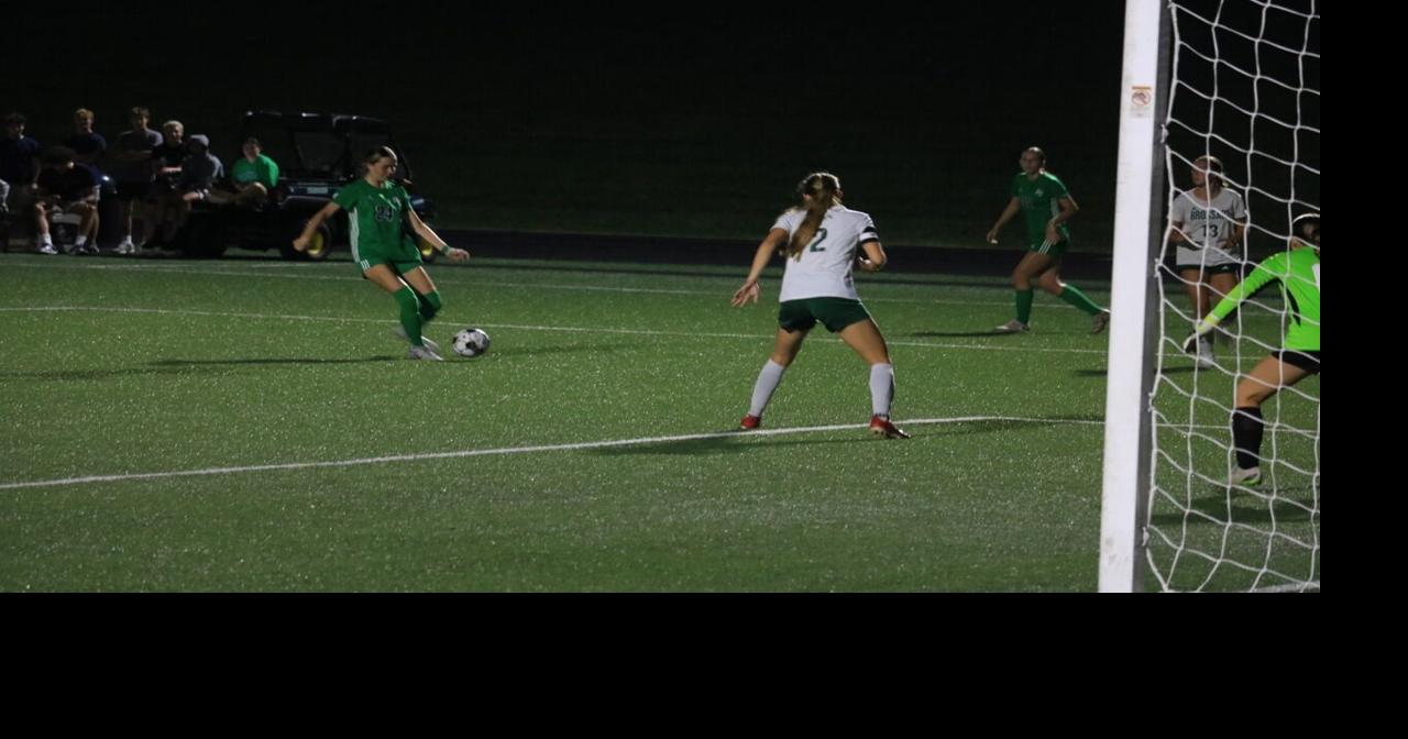 Warhawk girls drop tough match to Mustangs | Sports | news-graphic.com