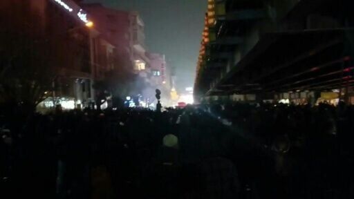 Iran protest toll mounts as government stages mass rallies | National ...