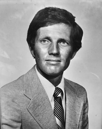 Cecil D. Bell, Jr. | Obituaries | news-graphic.com