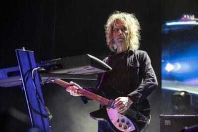 The Cure guitarist and keyboard player Perry Bamonte dies aged 65 ...