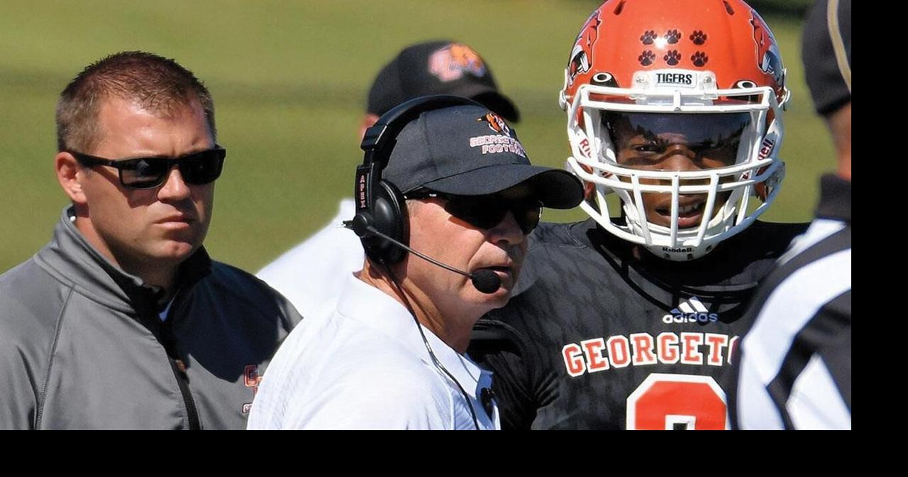 College football: Cronin retires from Georgetown after 25 years, 218 ...