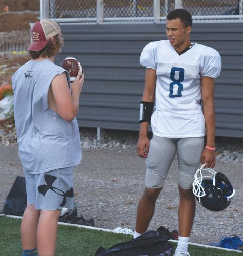 Football Kickoff: Warhawks unveil aerial attack | Sports | news-graphic.com