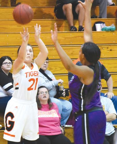Women's basketball: Ison's spotless shooting sparks 13th GC win ...