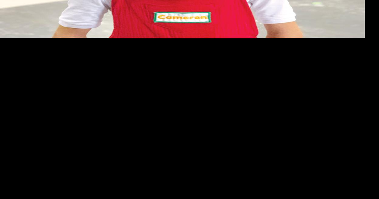 Fulton wins ‘Top Elf’ on national TV show | News | news-graphic.com