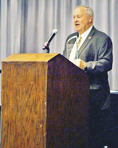 Chamber recognizes Pratt as Citizen of the Year | News | news-graphic.com