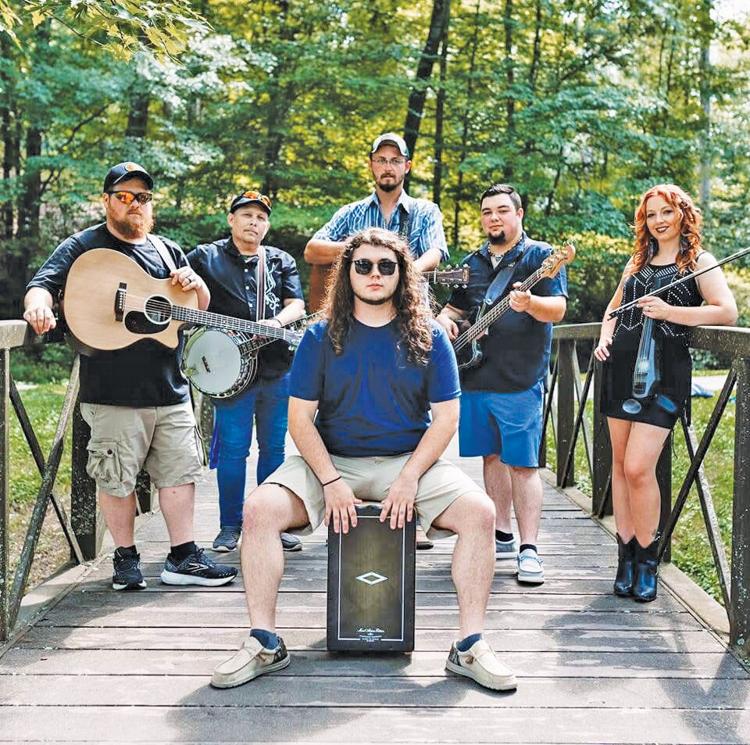The Creekers are coming to ‘break down the walls’ of traditional ...