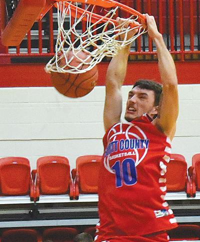 Gym's dandy for Meet the Cards | Sports | news-graphic.com