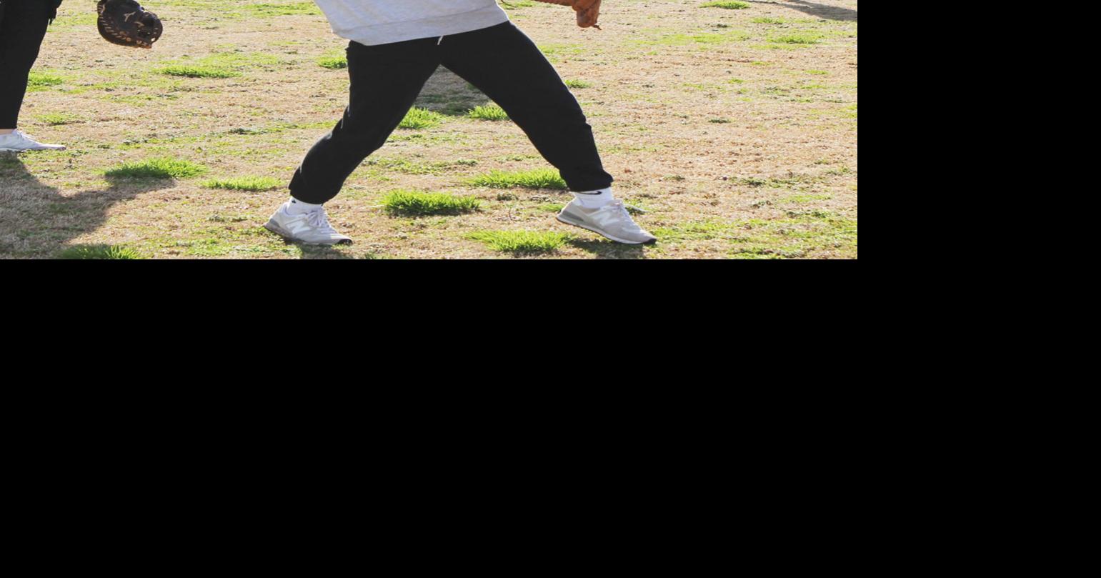 High hopes for Greenback softball team | Sports | news-herald.net