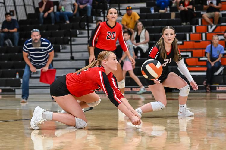 Loudon volleyball remains undefeated against Lenoir City | Sports | news-herald.net
