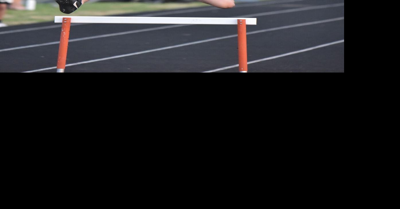 Local track and field teams shine | Sports | news-herald.net