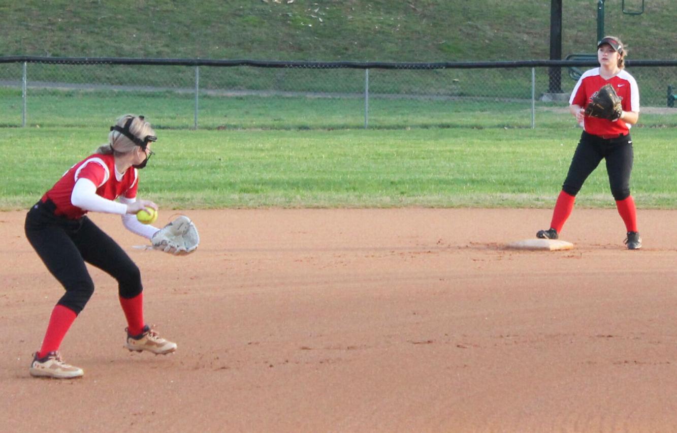 Loudon softball ready for fresh start | Sports | news-herald.net