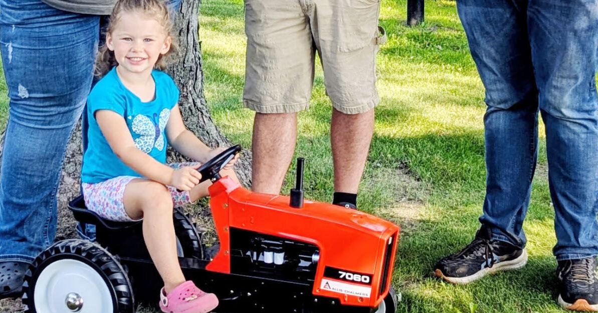 Kid tractor winner­ | Free News | news-shield.com