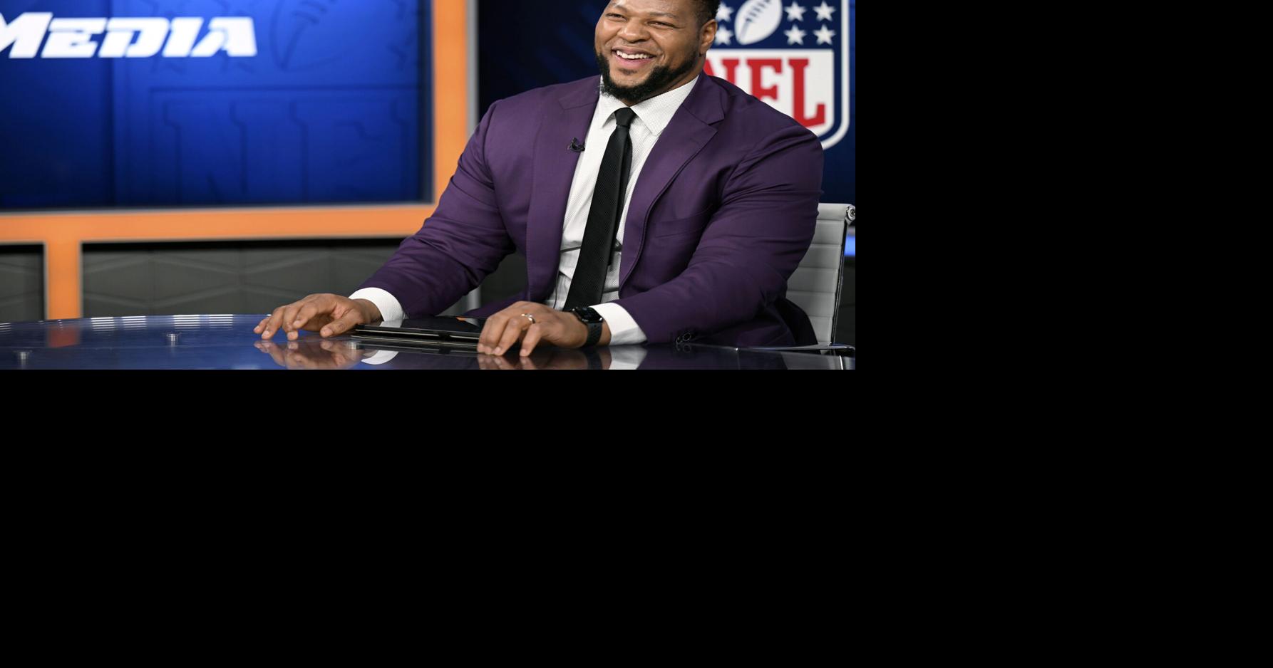 NFL players get chance to show media skills during workshop