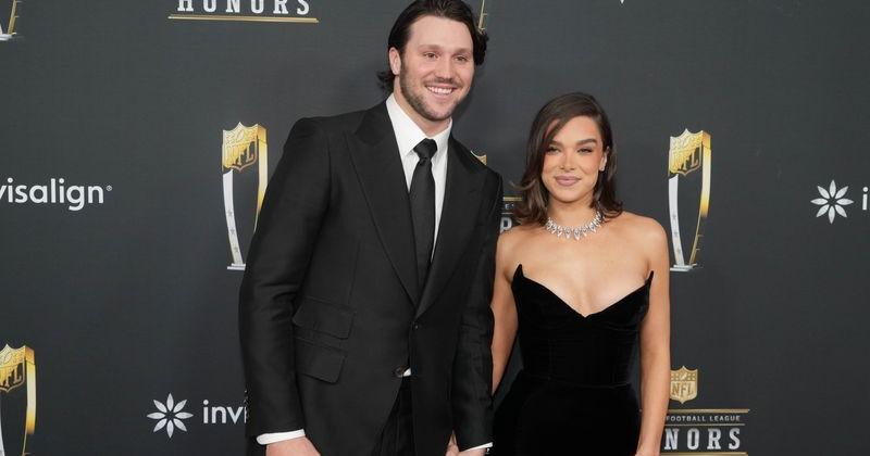 Will Hailee Steinfeld be at Bills-Broncos to root on Josh Allen?
