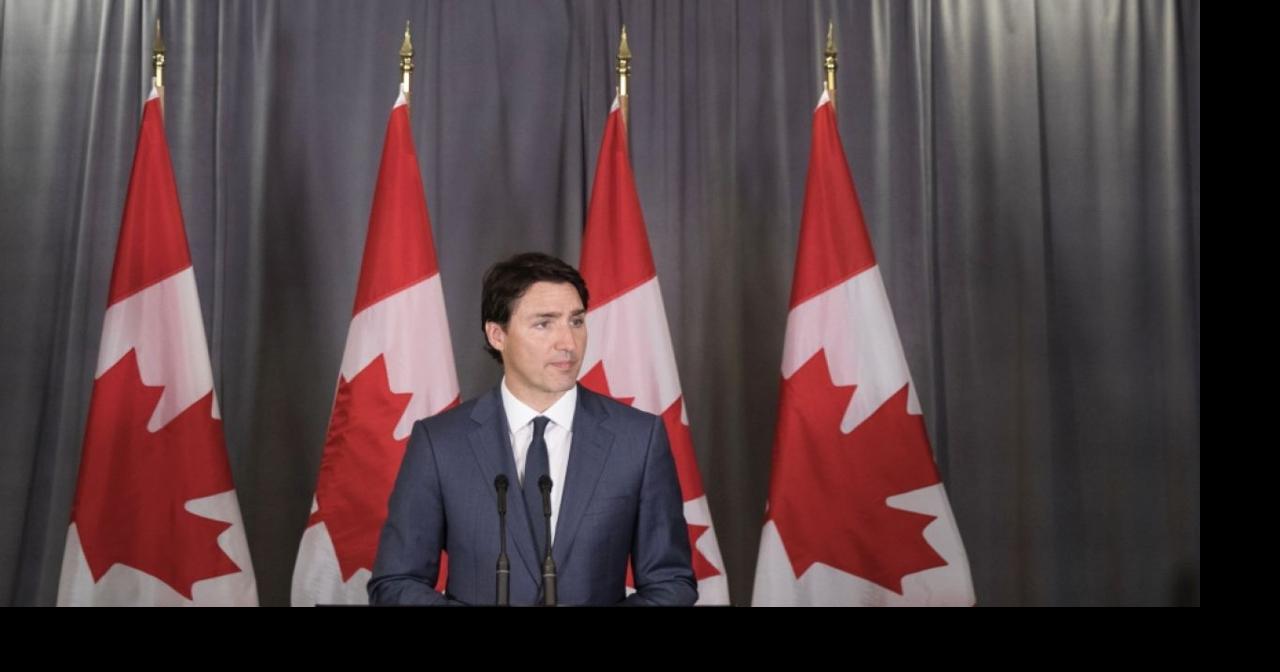 Canadian Prime Minister Justin Trudeau Pictured Wearing 'Brownface'
