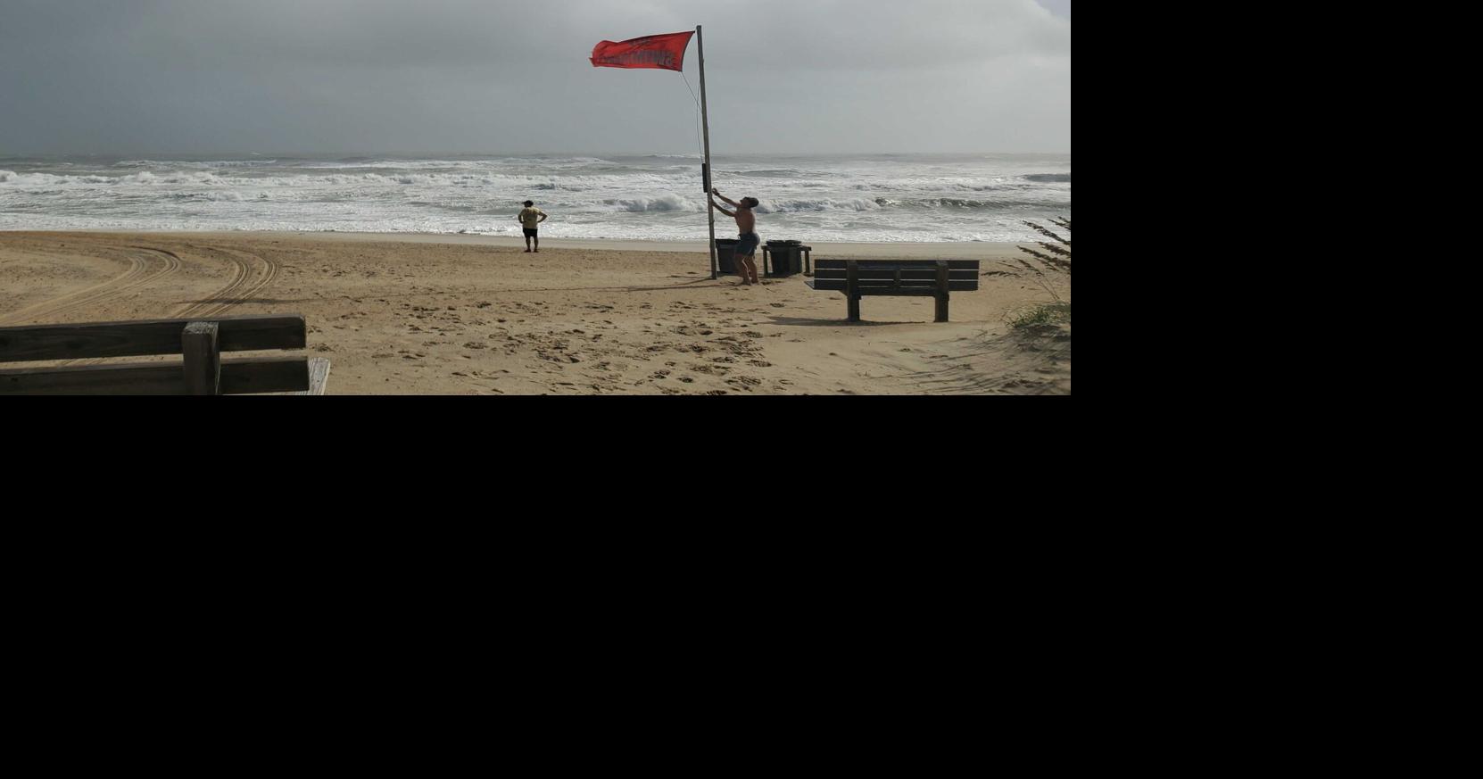 East Coast lashed with rain, wind