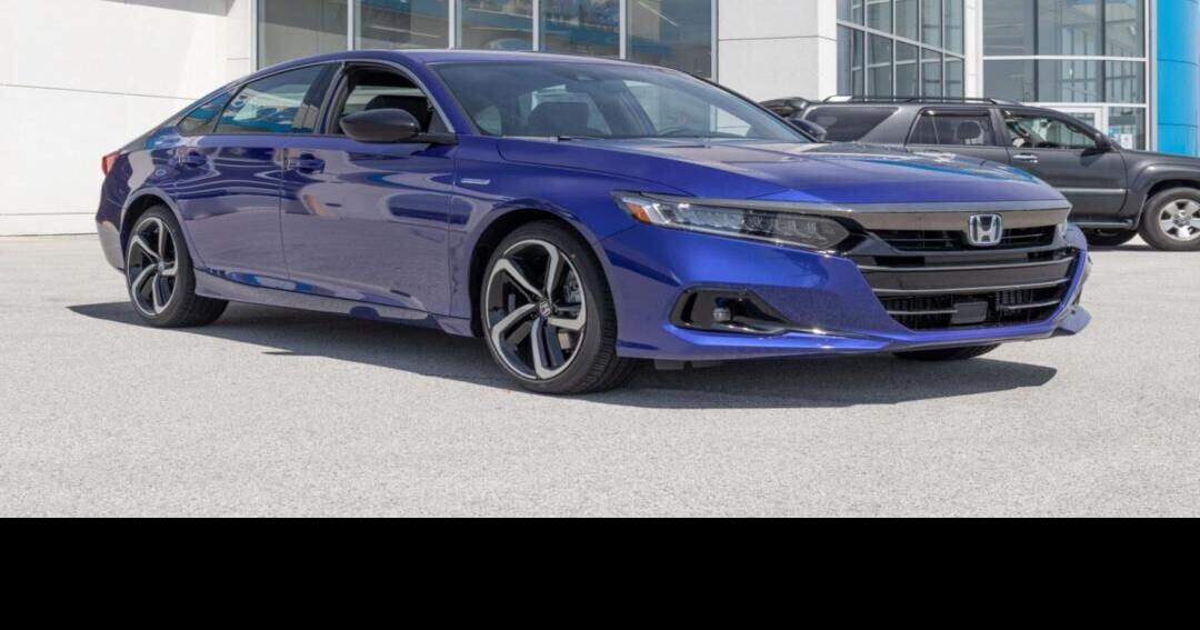 These are the 10 most dangerous cars in the US