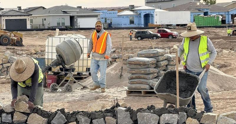 Chiefs owner discusses Travis Kelce's plans & Patrick Mahomes' injury