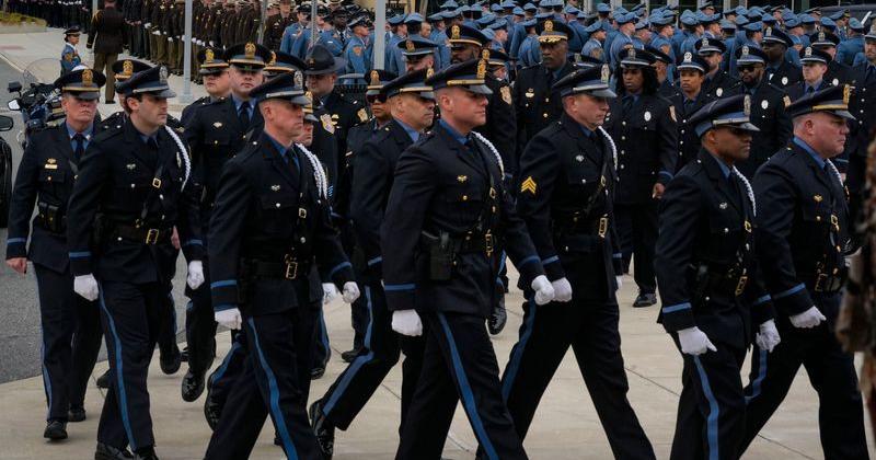 Women's soccer stars Kristie Mewis, Sam Kerr tie the knot in Australia