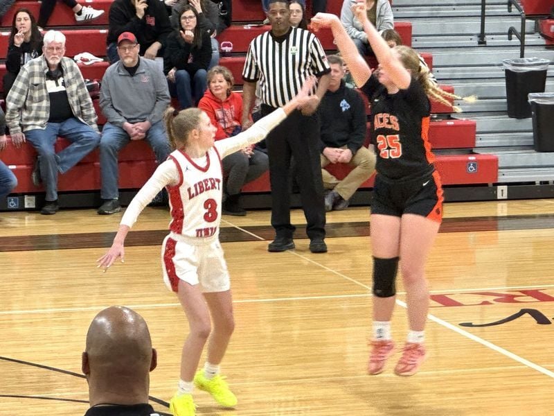 Christian McCaffrey injury update: 49ers RB returns after scare