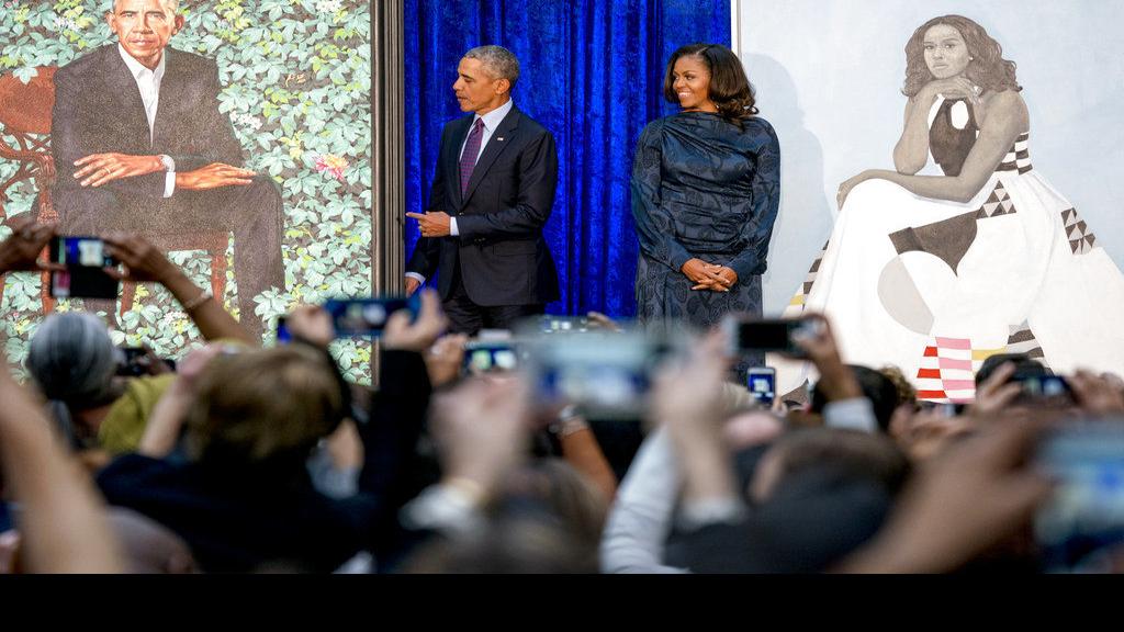 National Portrait Gallery unveils portraits of Barack, Michelle Obama ...