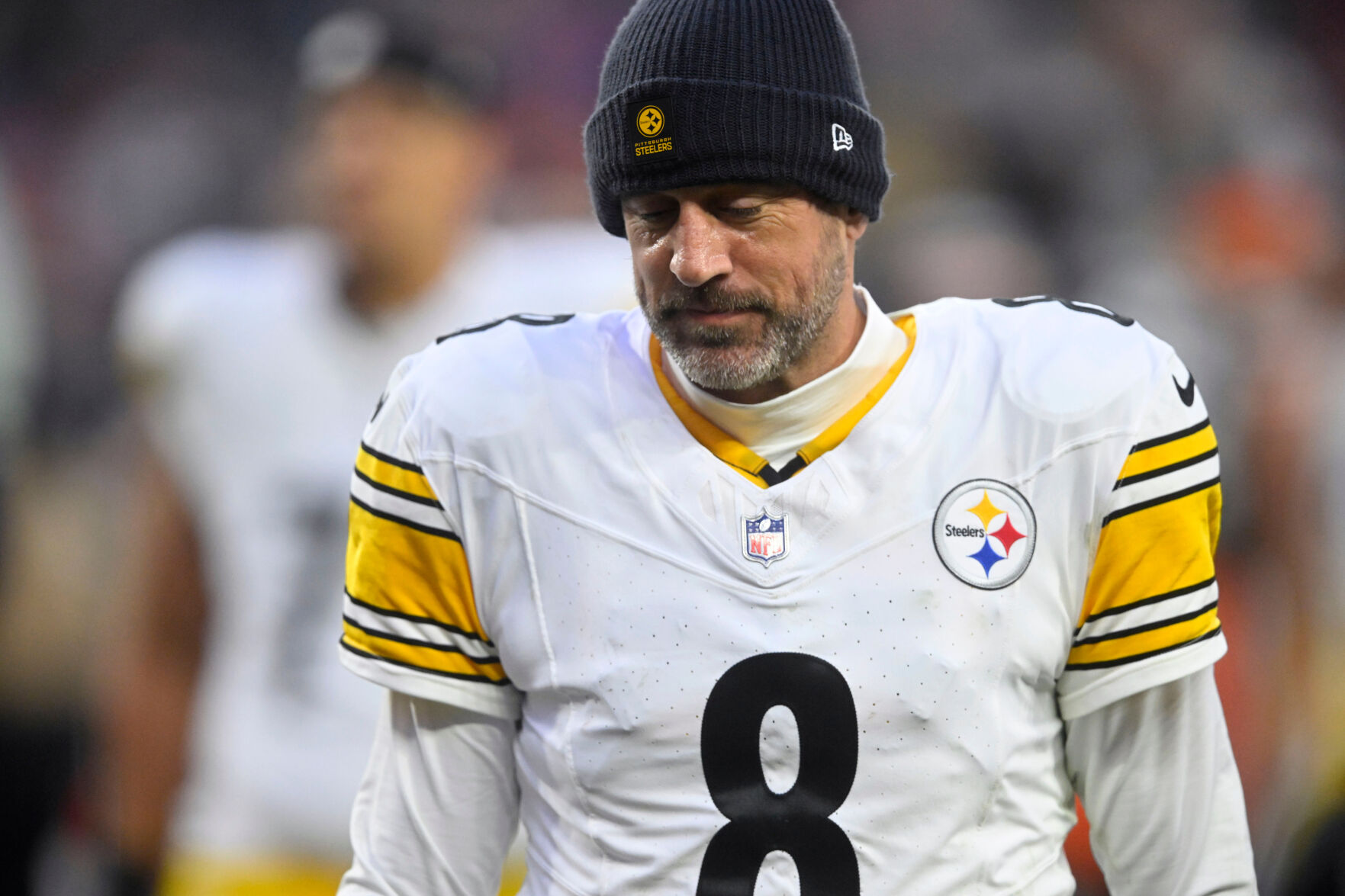 Without Metcalf, Steelers stumble into must-win Week 18