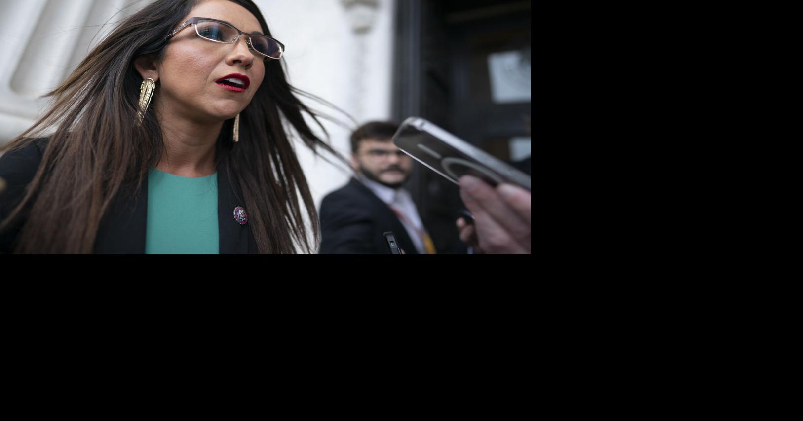 Lauren Boebert seen on video vaping at 'Beetlejuice'