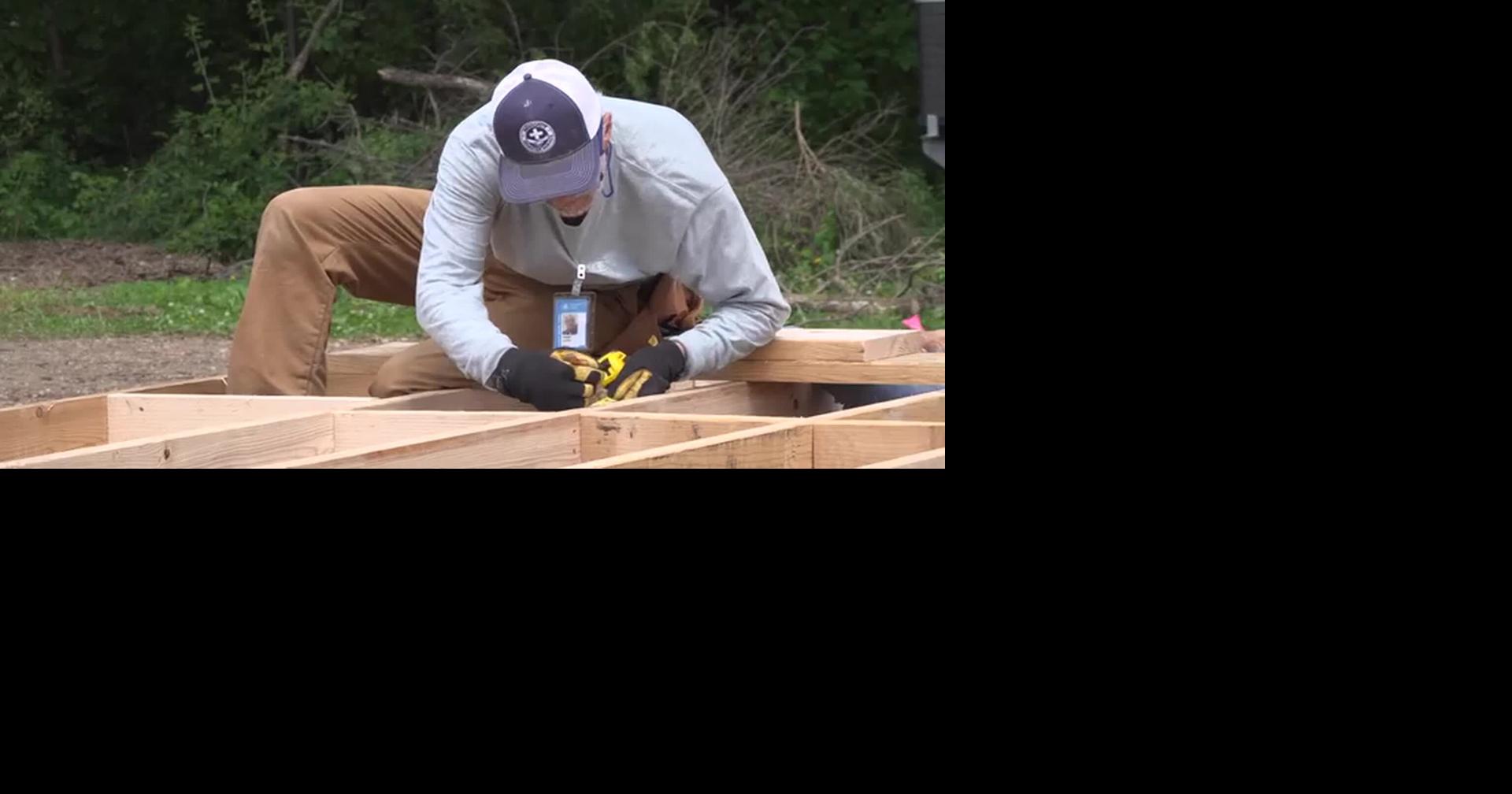 IA: MENNONITE VOLUNTEERS REBUILD HOME AFTER FLOOD