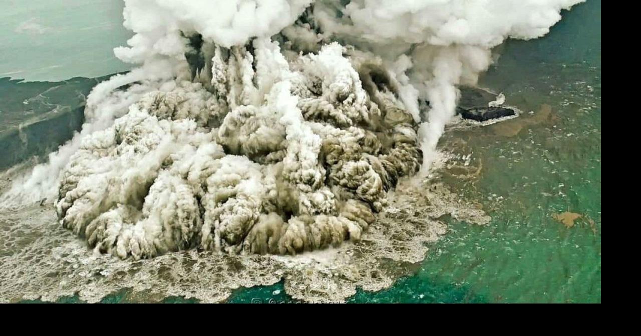 Indonesia Raises Alert Level For Volcano That Triggered Deadly Tsunami