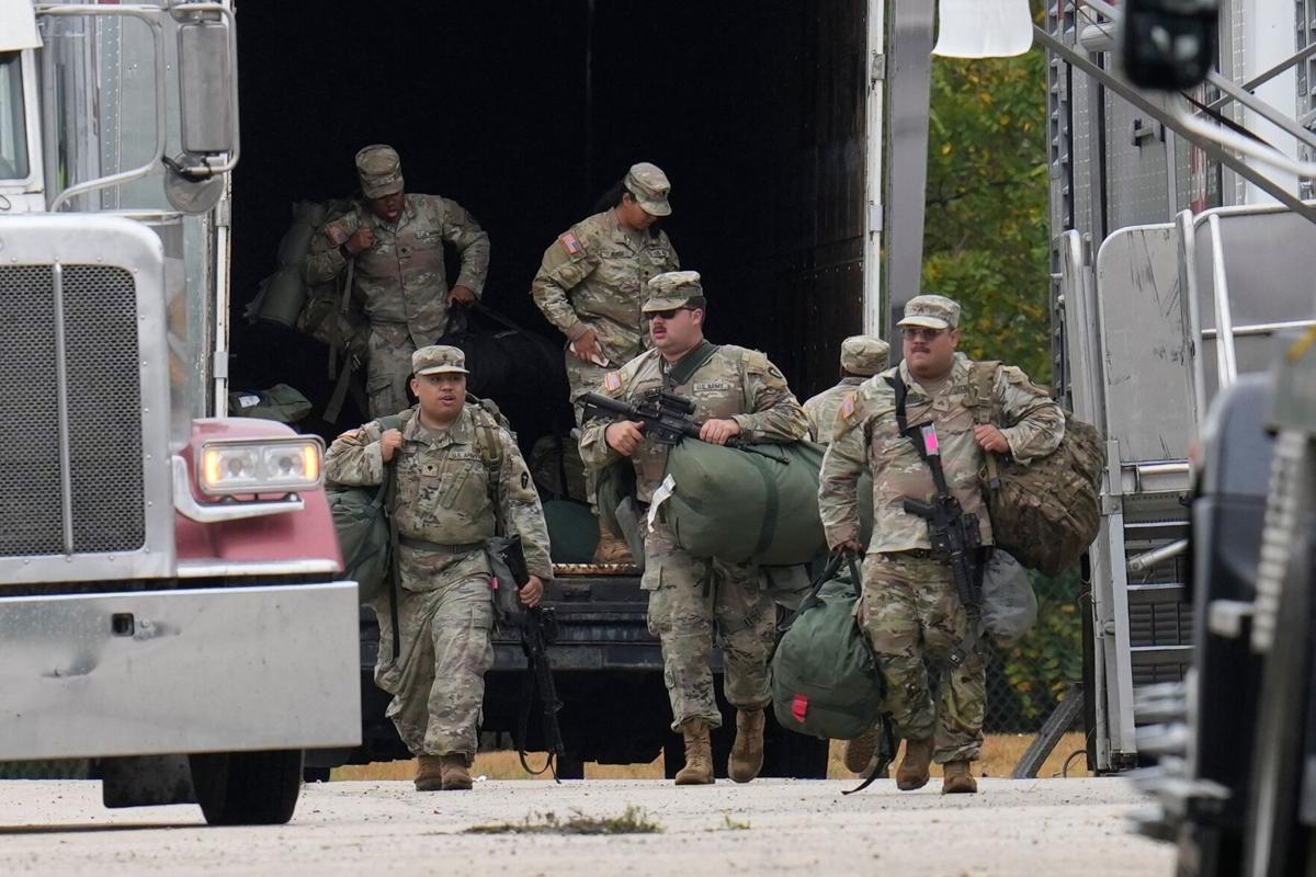 Texas Guard arrives in Illinois
