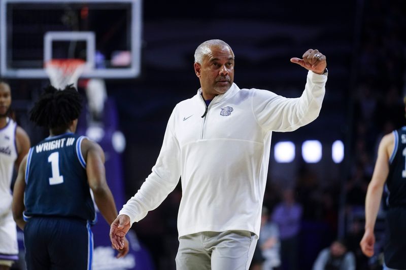 Loopy Godinez vs. Tatiana Suarez booked for April's UFC 327 event