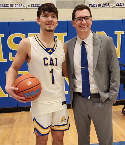 BOYS' BASKETBALL: Renfro's record-setting night leads Warriors to win ...