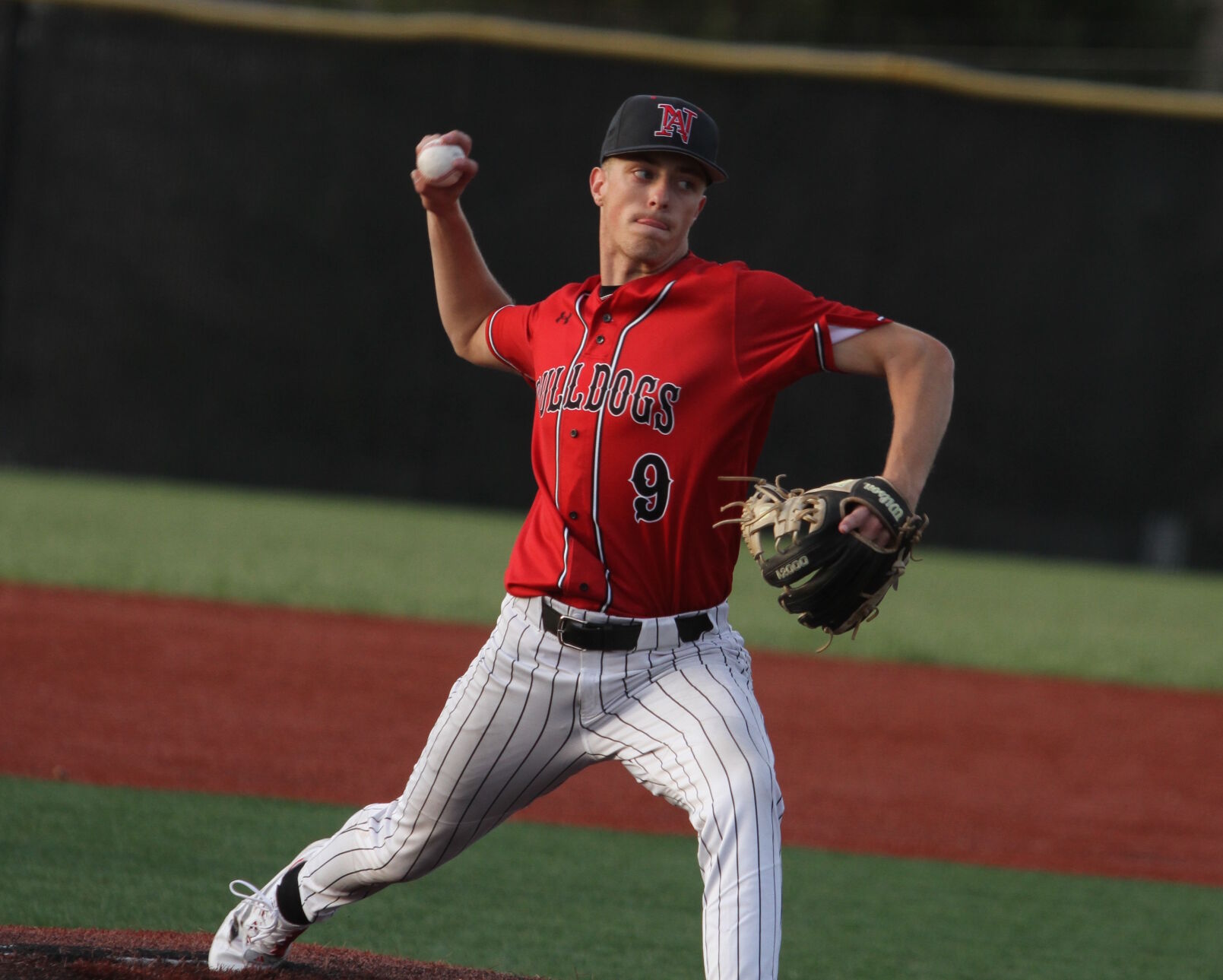 HIGH SCHOOL BASEBALL ROUNDUP: McMillen's 2-hit shutout leads Bulldogs ...