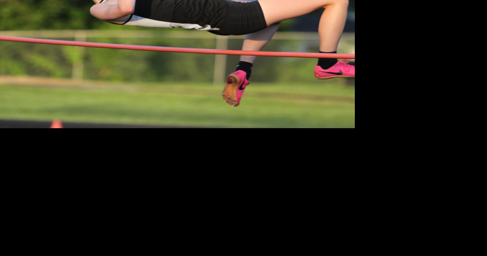 PHOTO GALLERY: Daniel Faulkner Relays | Multimedia | newsandtribune.com