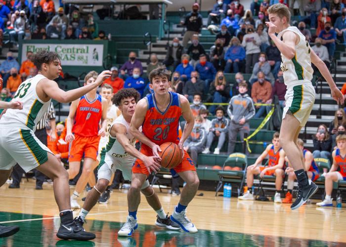 BOYS' BASKETBALL: Hinton helps Silver Creek stick together | Sports ...