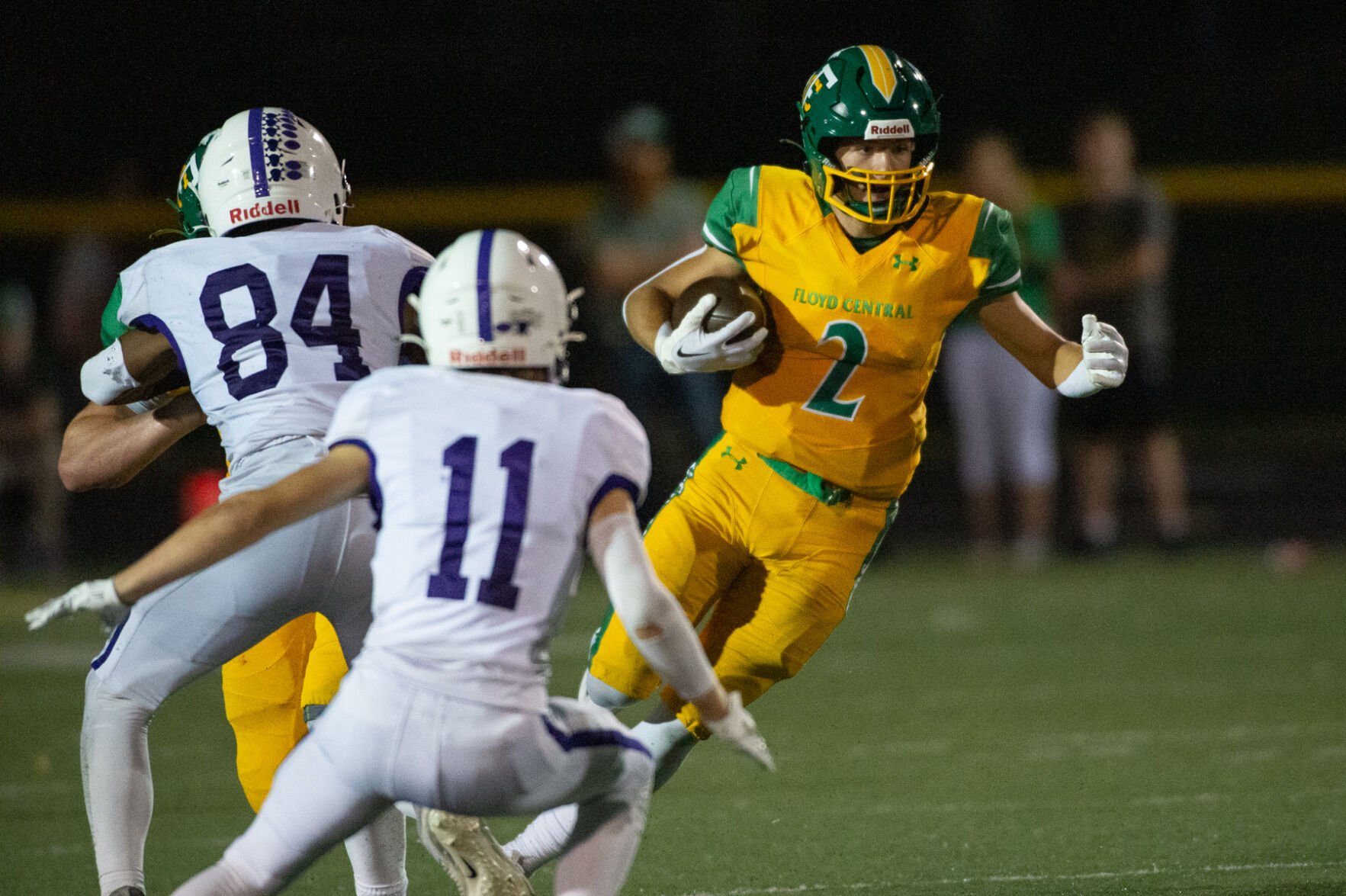 HIGH SCHOOL FOOTBALL: Floyd Central outlasts Owls in epic game | Sports ...