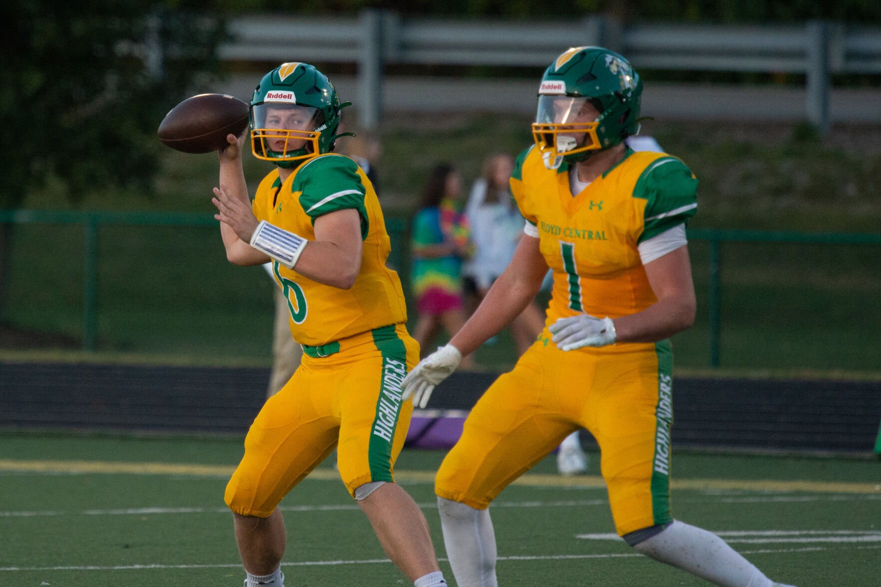 HIGH SCHOOL FOOTBALL: Floyd Central outlasts Owls in epic game | Sports ...