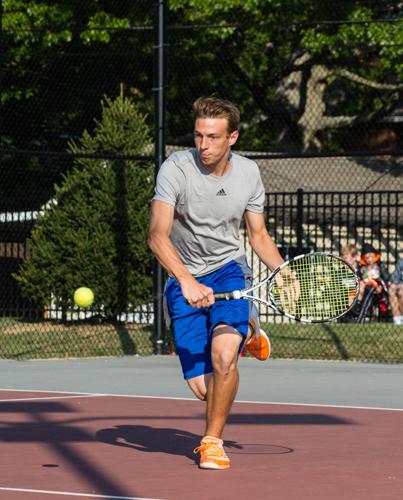 BOYS' TENNIS ROUNDUP: Pirates narrowly fall to Brownstown | Sports ...