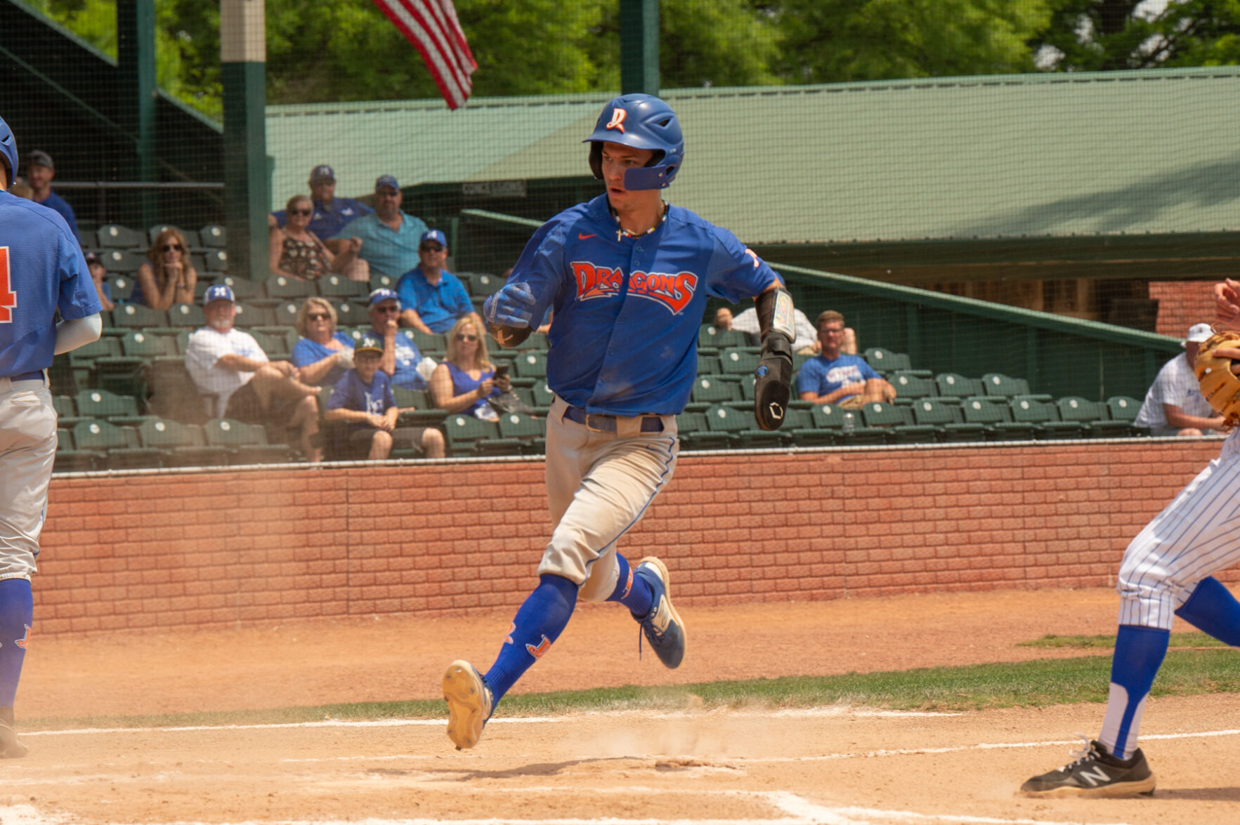 HIGH SCHOOL BASEBALL NOTEBOOK: Several locals receive all-conference ...