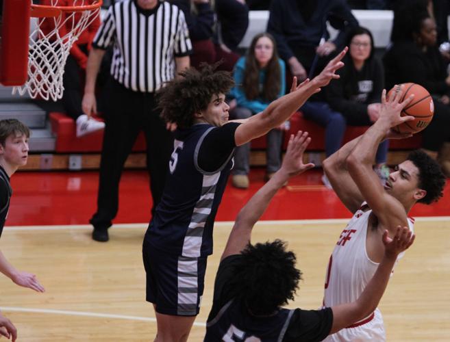 BOYS' BASKETBALL: Red Devils run away from Panthers | Sports ...